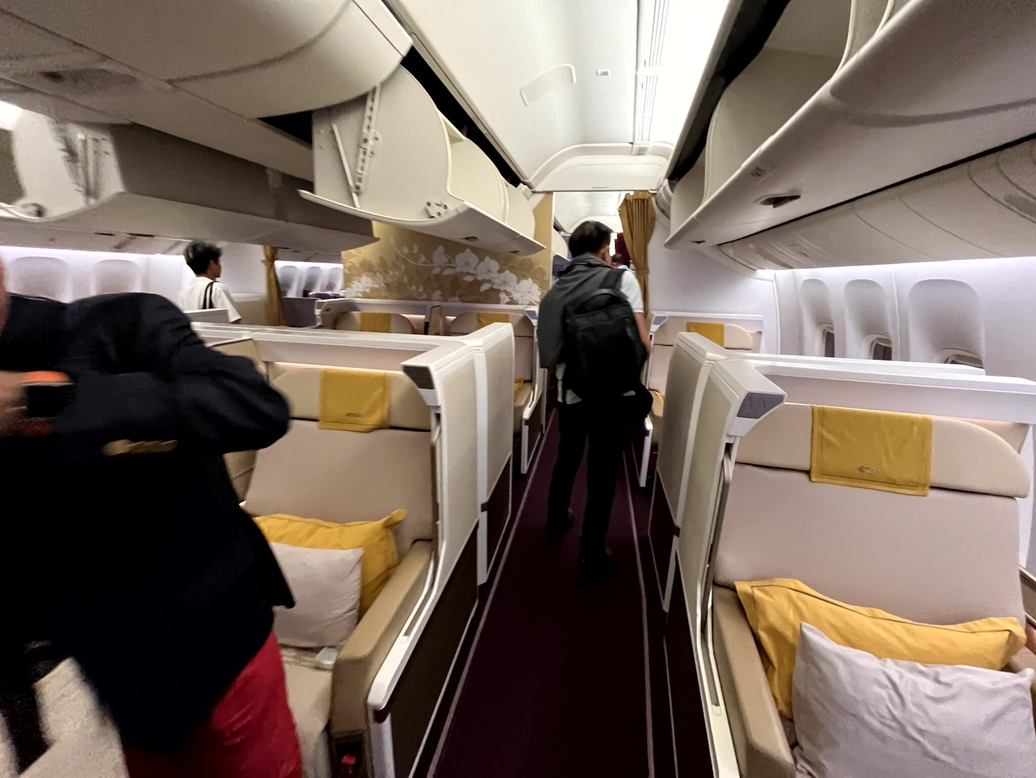 【ファーストクラス】バンコク→ロンドン便（TG910）でタイ航空ファーストクラスに搭乗してきました - ひやまんブログ