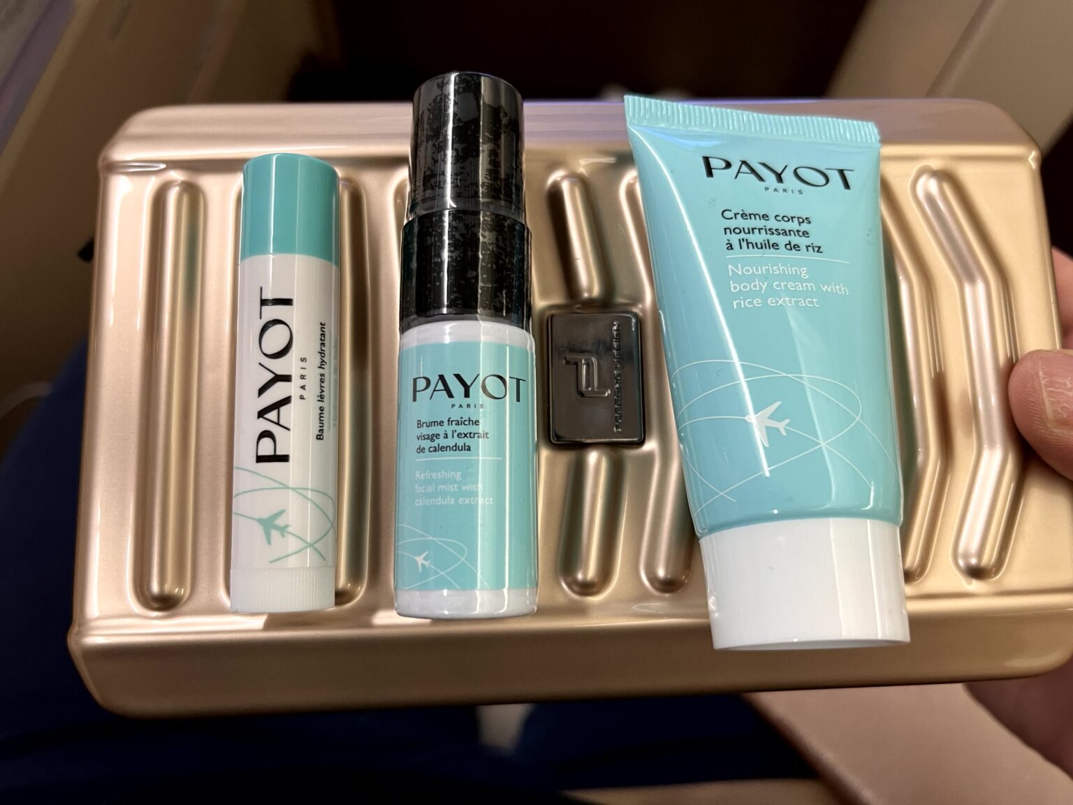 【ファーストクラス】バンコク→ロンドン便（TG910）でタイ航空ファーストクラスに搭乗してきました - ひやまんブログ